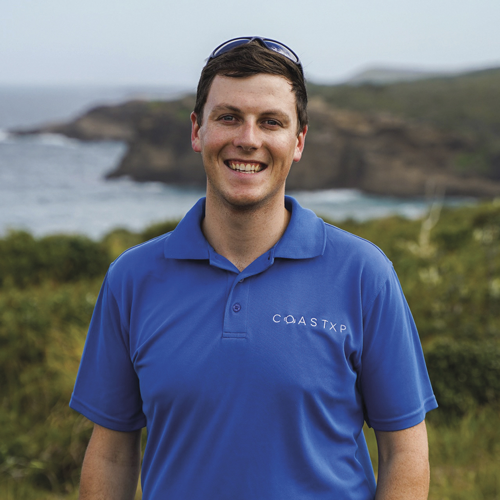 Head out on the (humpback) highway : Hunter and Coastal Lifestyle