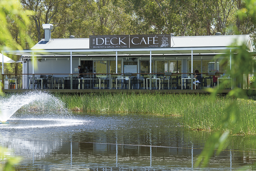 The Deck Cafe : Hunter and Coastal Lifestyle